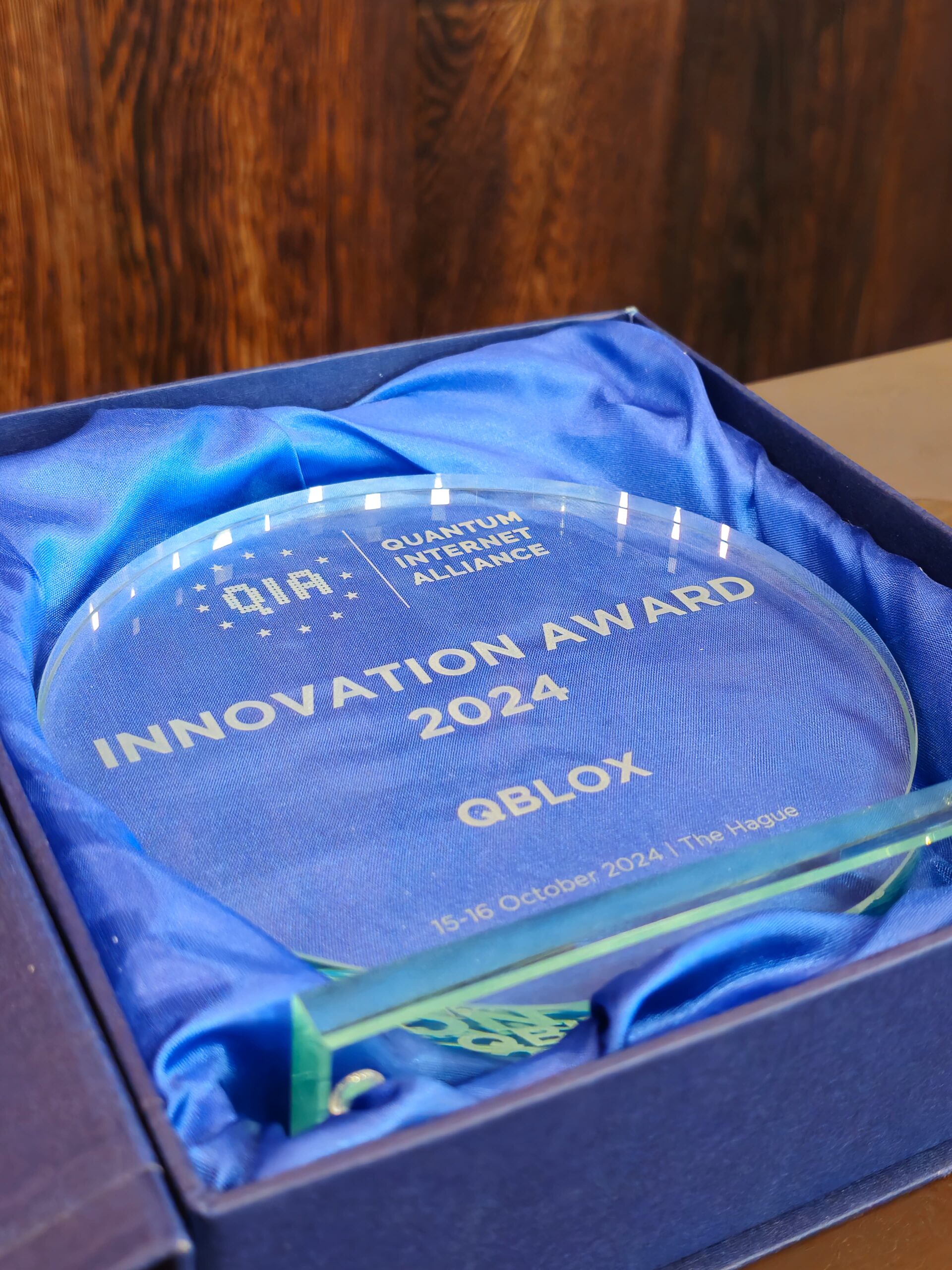 Simplifying quantum networks: Qblox wins the Innovation Award at QIA ...